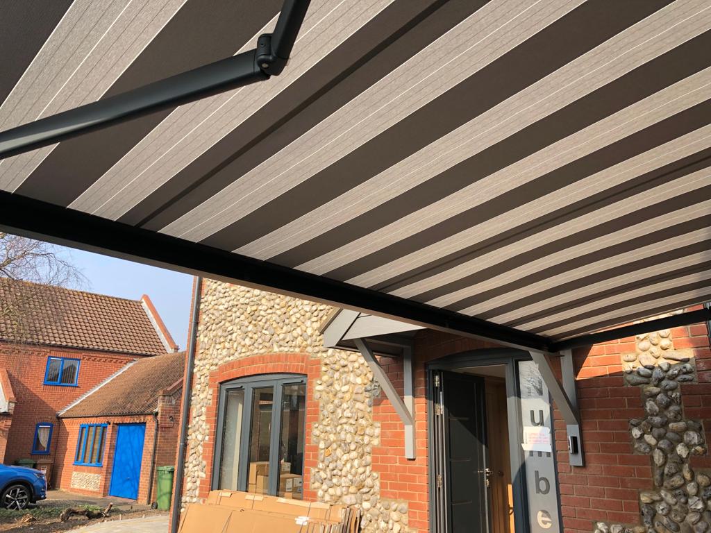 Cassette Awning : Open Space Concepts