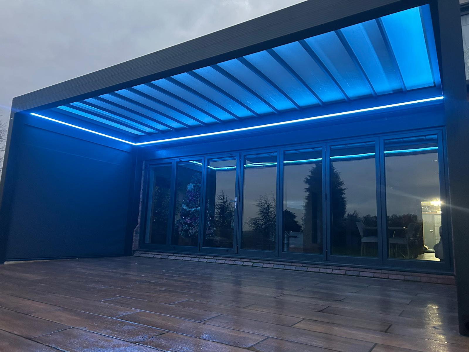 Retractable Pergolas | Garden Pergola with Retractable Roof - Open ...